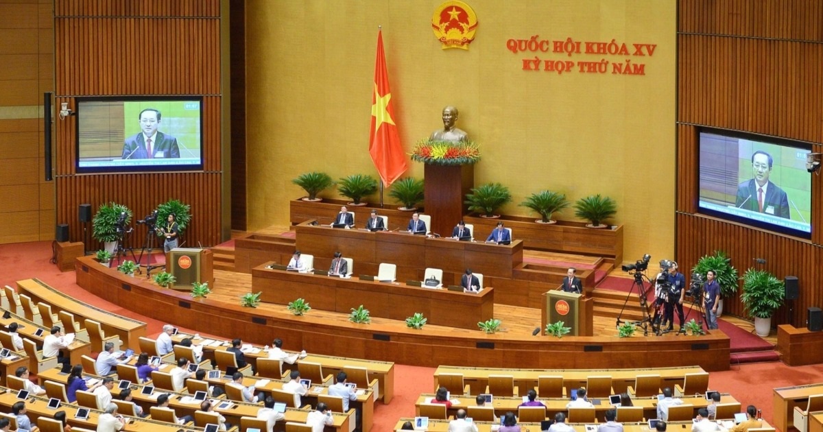 Quốc hội thông qua Luật Bảo vệ quyền lợi người tiêu dùng | Báo Dân trí