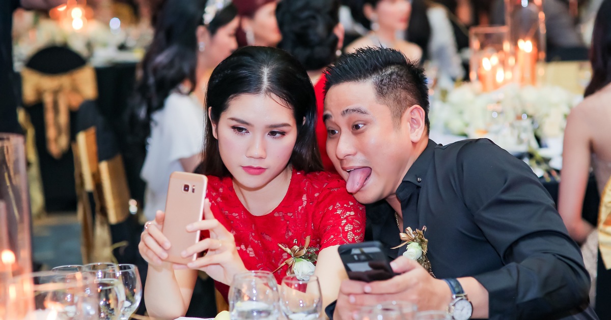 Vợ chồng Minh Tiệp đẹp đôi dự sự kiện | Báo Dân trí